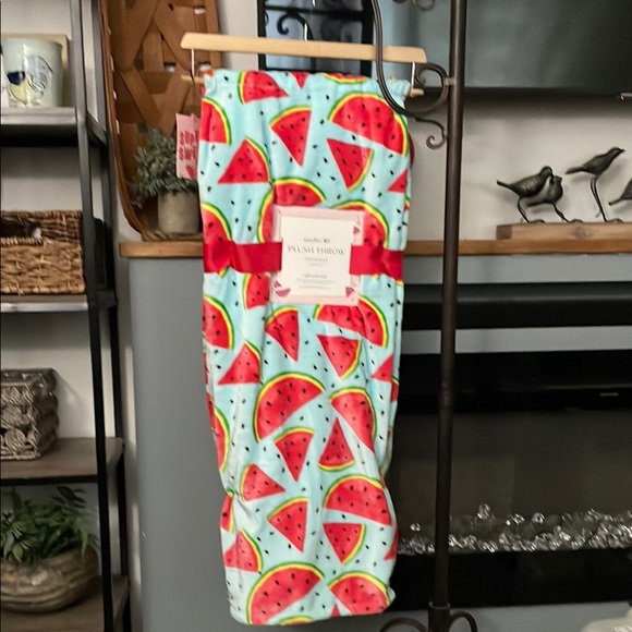 Studio I | Bedding | Studio I Watermelon Pattern Plush Throw Red And ...
